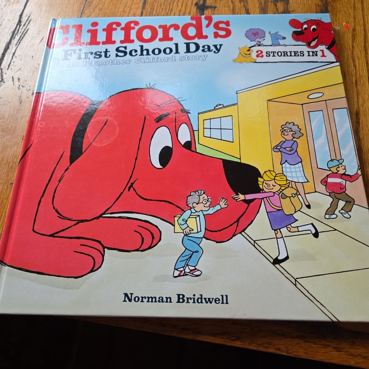 Clifford's First Day of School by Norman Bridwell, Hardcover | Pangobooks