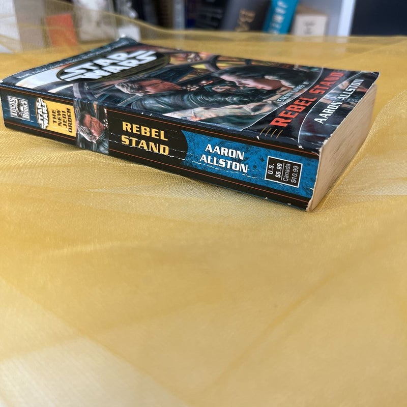 Rebel Stand: Star Wars Legends