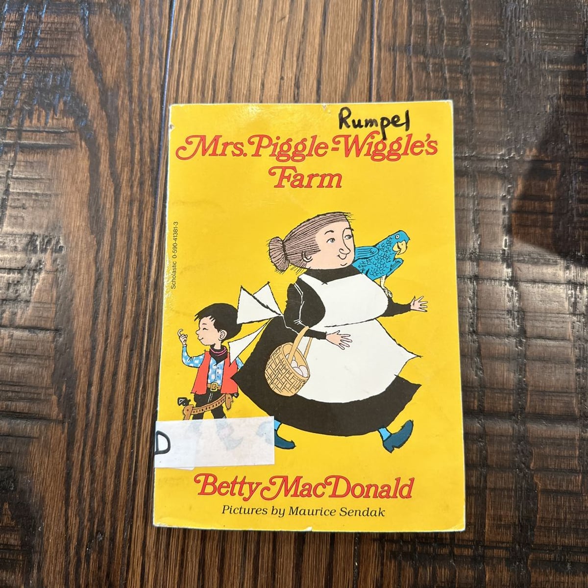 Mrs. Piggle-Wiggle's Farm by Betty Bard MacDonald, Maurice Sendak