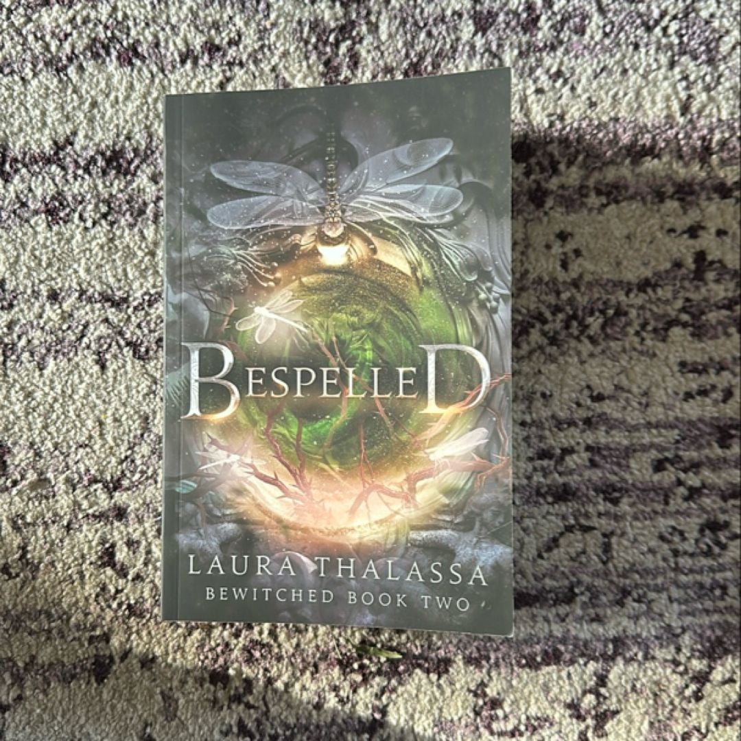 Bespelled by Laura Thalassa, Paperback | Pangobooks