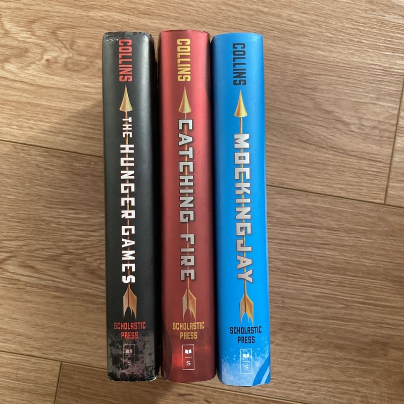 The Hunger Games Trilogy by Suzanne Collins, Hardcover | Pangobooks