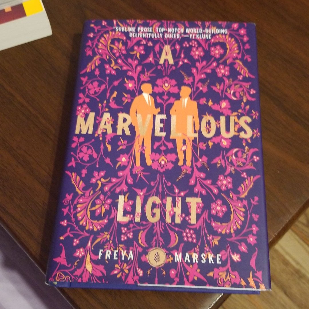 A Marvellous Light by Freya Marske, Hardcover | Pangobooks