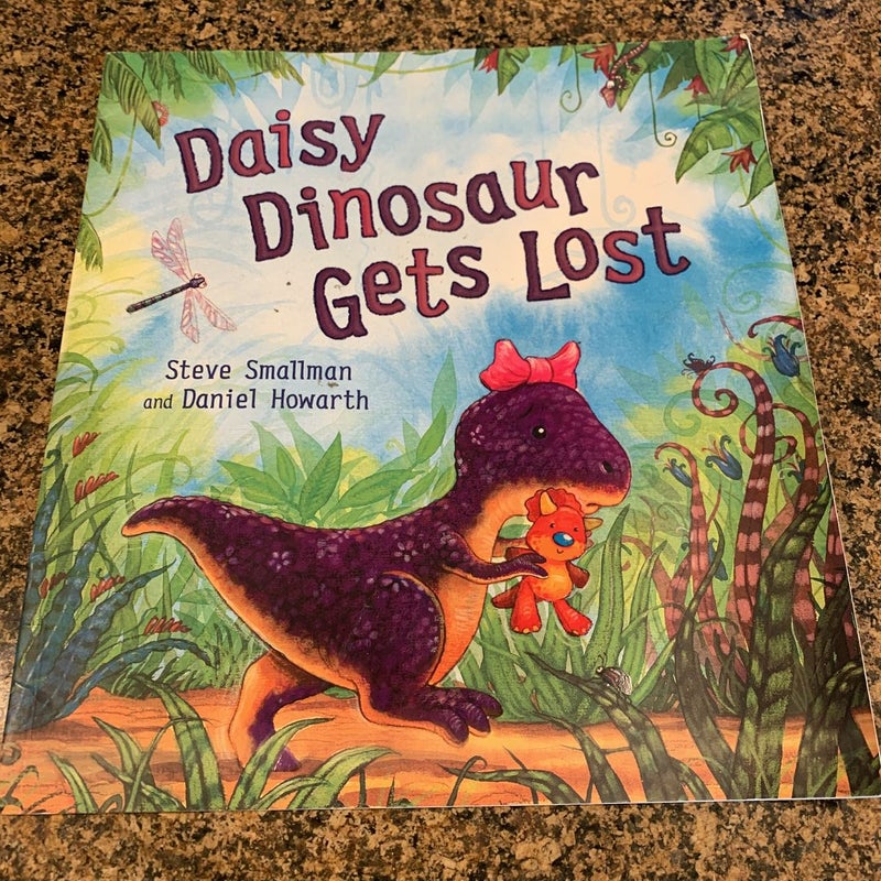 Daisy Dinosaur Gets Lost by Steve Smallman