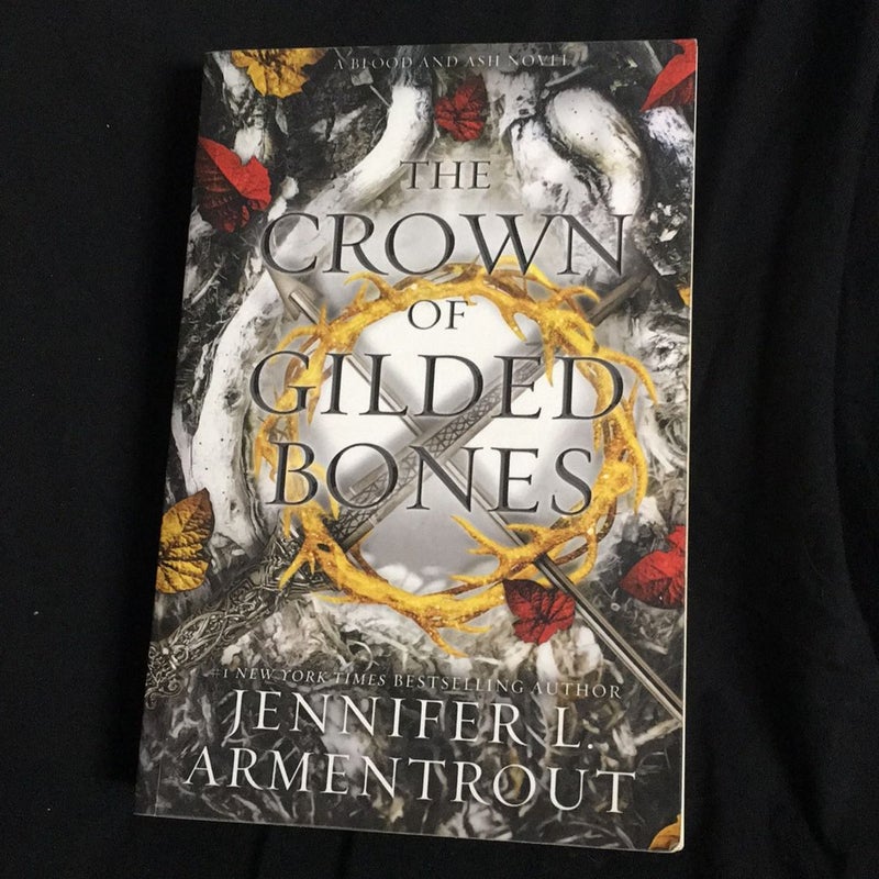 The Crown of Gilded Bones by Jennifer L. Armentrout, Paperback | Pangobooks