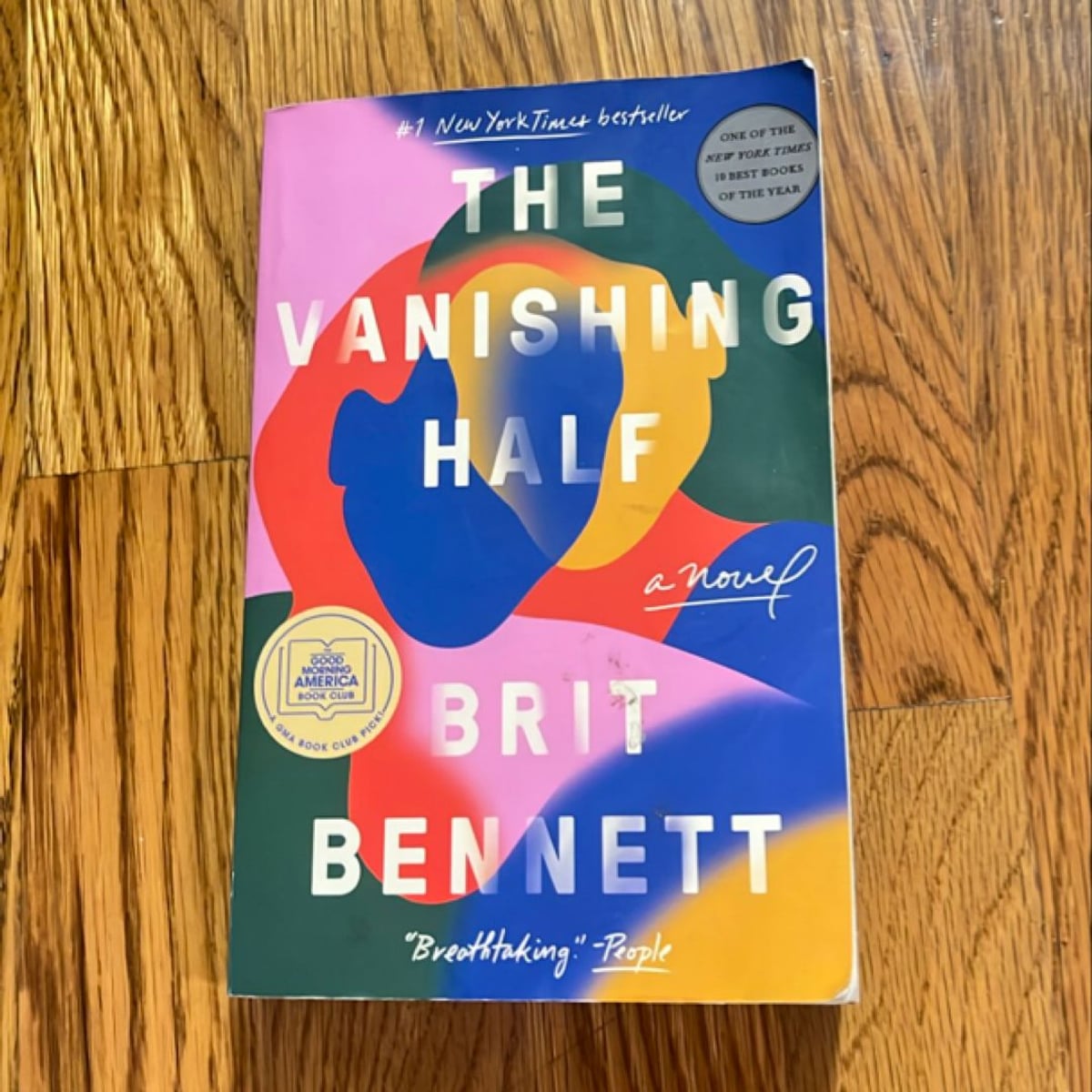 The Vanishing Half by Brit Bennett, Paperback | Pangobooks