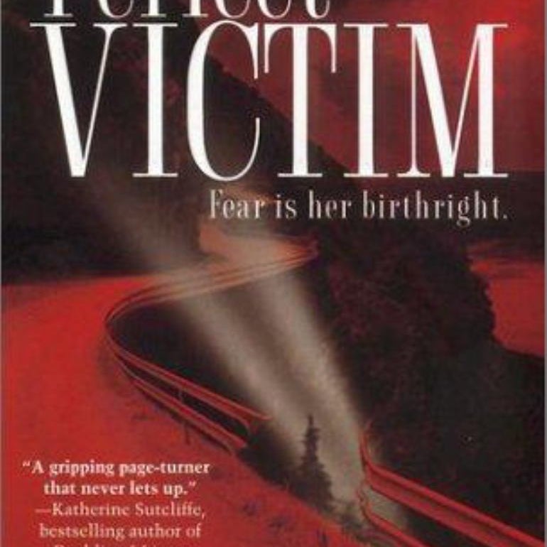 The Perfect Victim by Linda Castillo | Pangobooks
